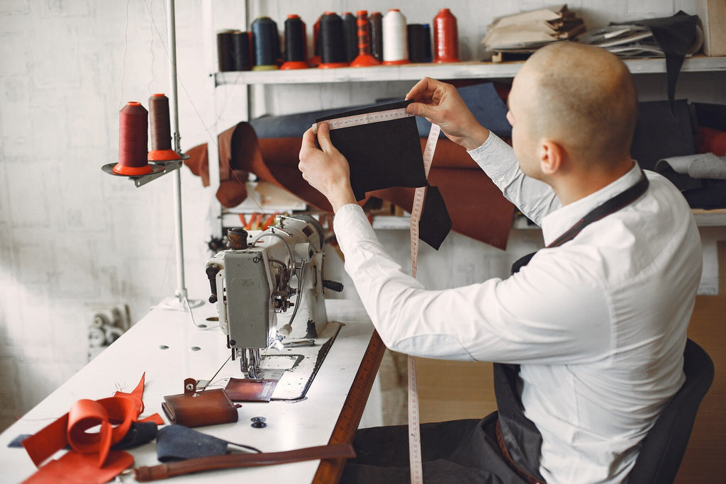 Decoding Suit Fabrics: A Guide to Choosing the Perfect Cloth – SUITS-R-US